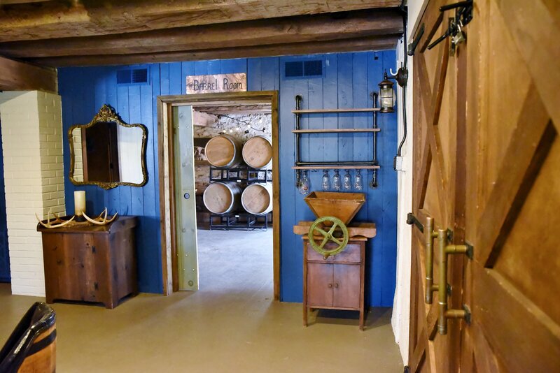 About | Lochwood Manor