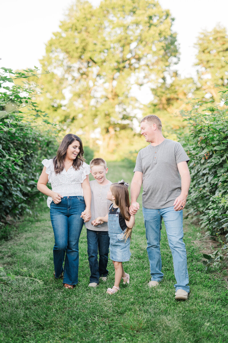 Shayna Johnson Photography & Videography | Kentucky Weddings