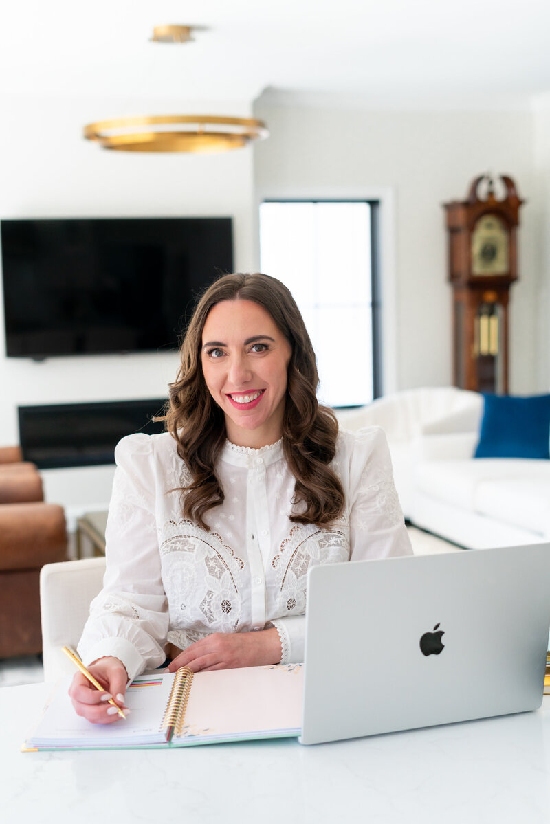 Professional Headshot Photos | Polished, Approachable, Authentic | Kate ...