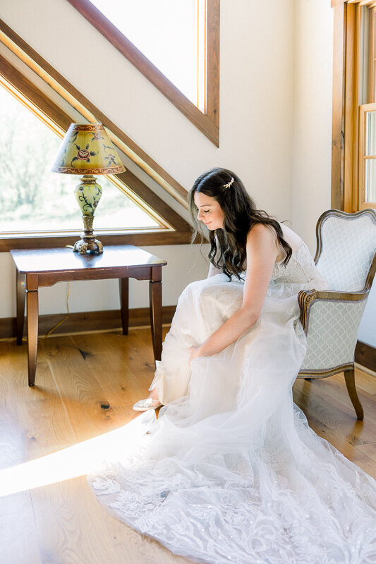 Timeless Wedding Photography in DC, VA, MD | Get Ready Photo