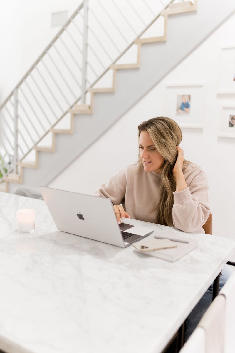 Kate-Lombardo | Yoga Teacher Trainer and Business Strategist