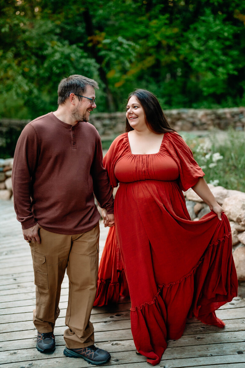 About Princeton MN Photographer Nicole Hollenakmp | Maternity & Newborn