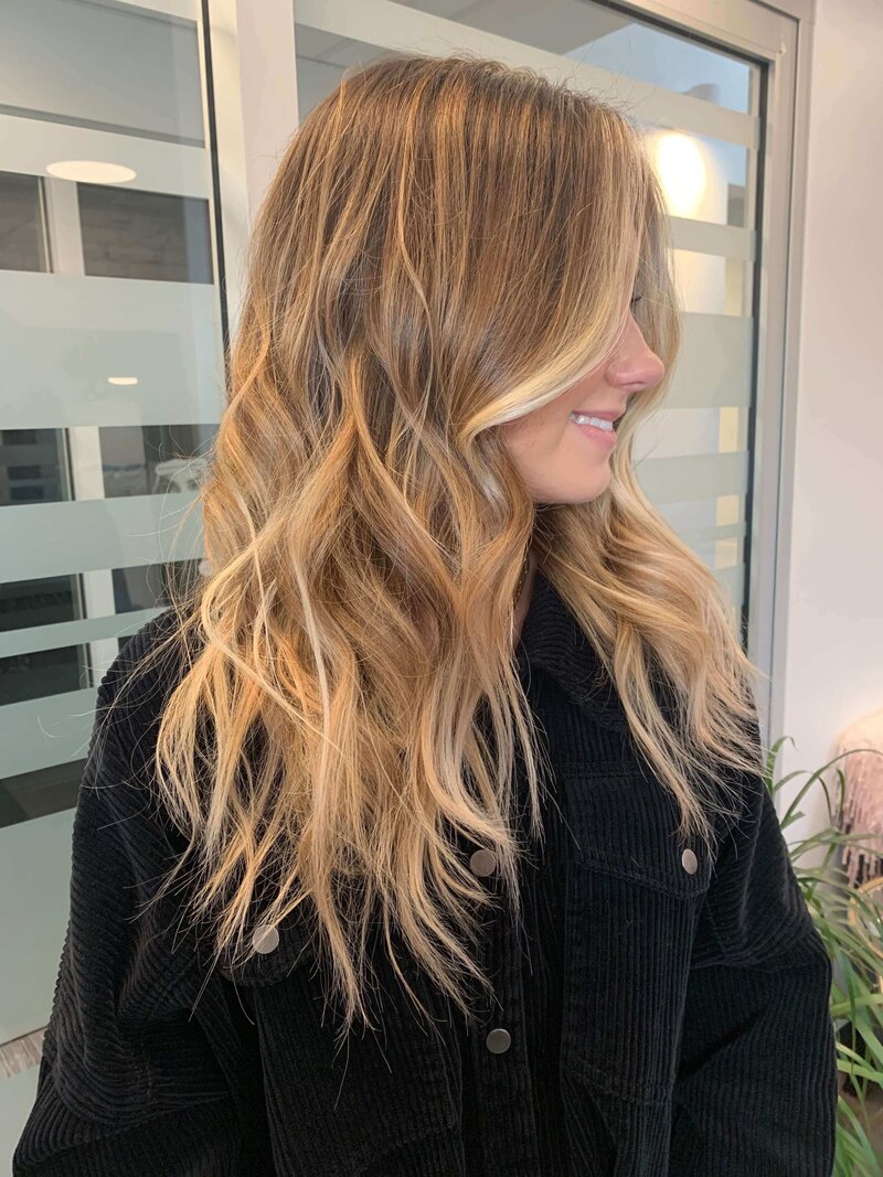 Seattle Hair Extensions - Mane Suite