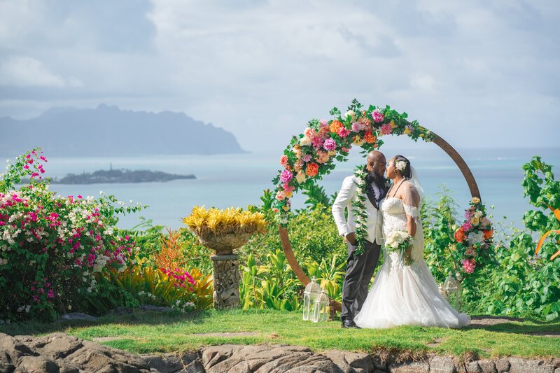 Circle Arbor Wedding Setup