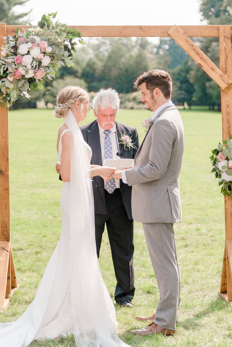 About Your Connecticut Photographer | Jennifer Nichole & Co Photography